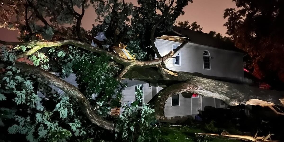 Hudson family says tornado sirens saved their lives Hudson family says tornado sirens saved their lives